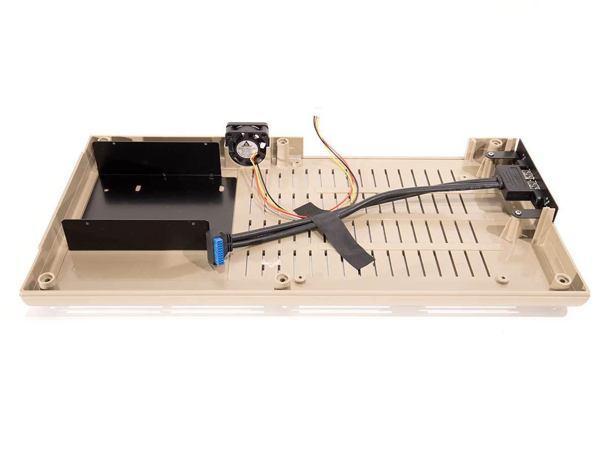 mini-itx.com - C64x Retro Keyboard Chassis 'Legend II' System with N100 ...